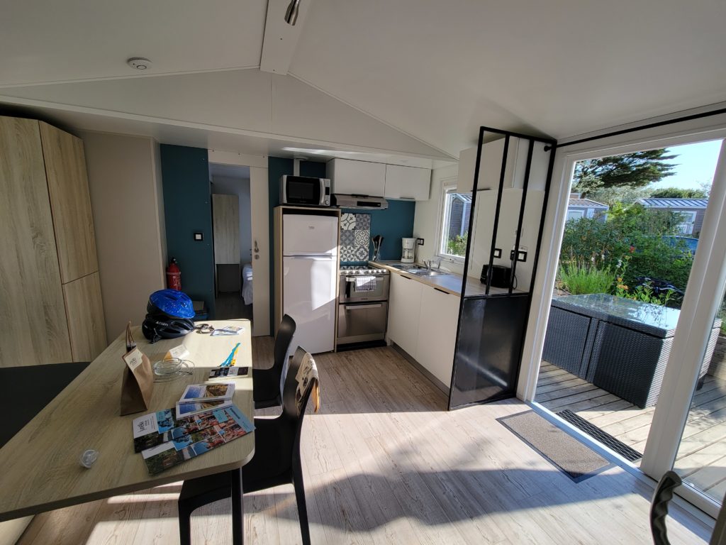 sunelia interlude (2) - Camille In Bordeaux