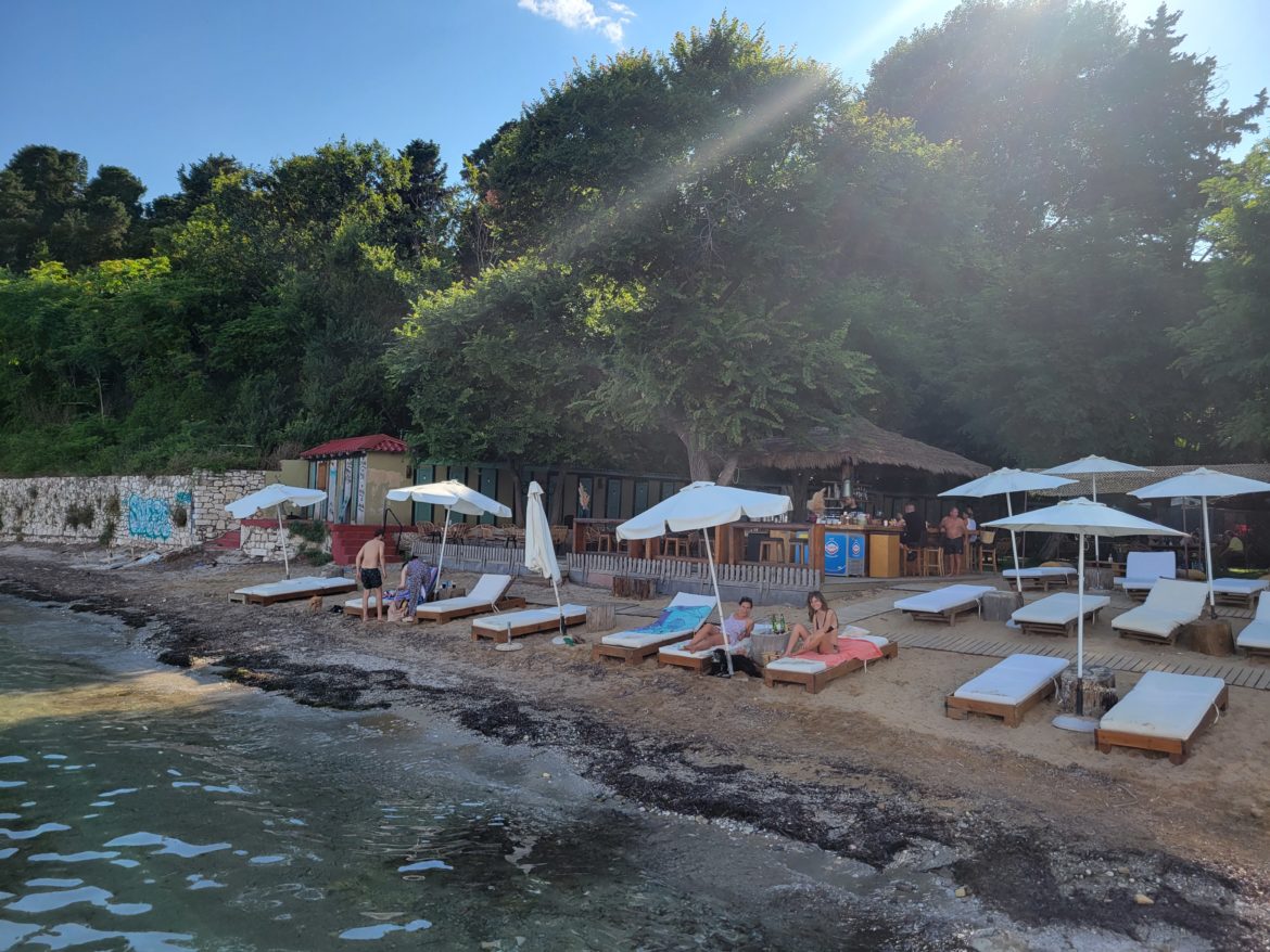 mon repos Royal Baths plage Corfou (2) - Camille In Bordeaux